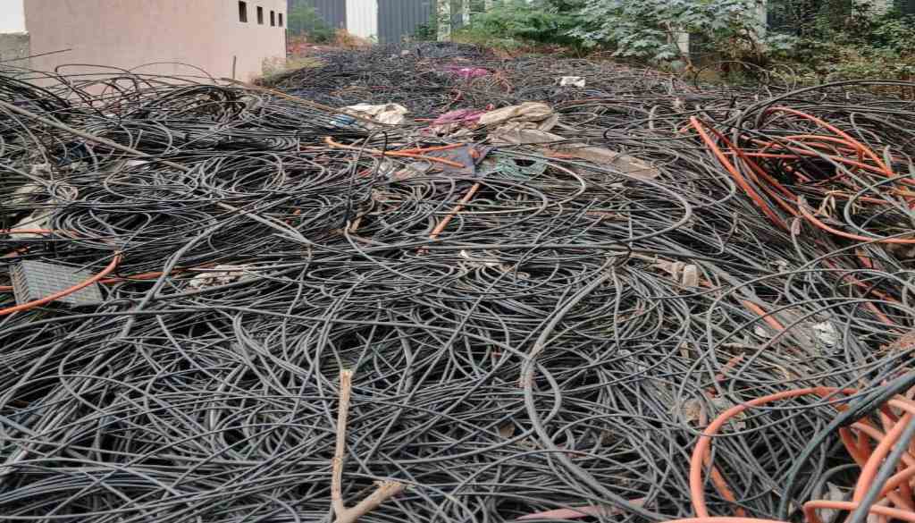 Pune: PMC’s Internet Cable Cleanup Campaign Hits Snag Over Disposal ...
