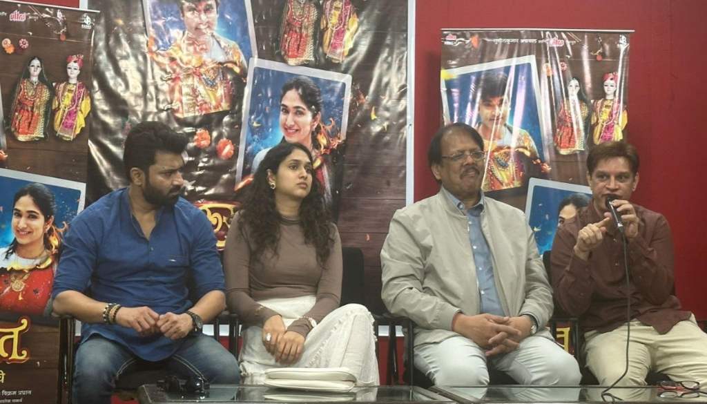 A Tale Rooted in Culture and Mystery – Experience Rukhwat in Theatres ...