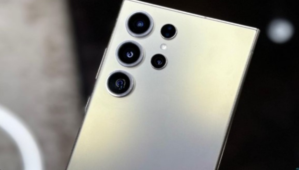 Samsung Galaxy S25 Ultra: Sleeker Design, Smarter Tech, and Next-Level ...