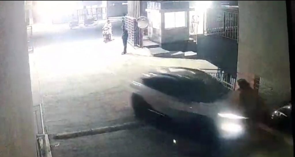 Pimpri Chinchwad: Aunt and Child Injured After Being Hit by Car In Society - Punekar News