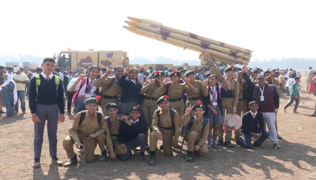 Spectacular ‘Know Your Army Mela 2025’ Concludes with Record-Breaking ...