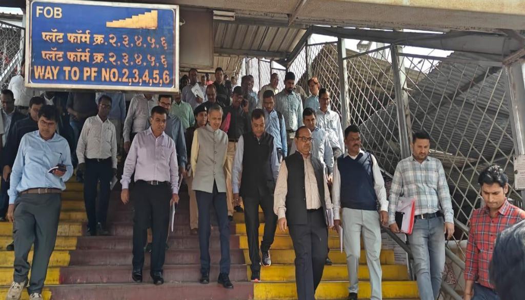 Pune Railway Station to Get Two New Platforms: GM Dharam Veer Meena ...