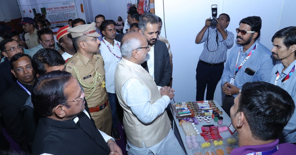 Pune: Governor Radhakrishnan Praises Divyang Bhavan and PCMC ...