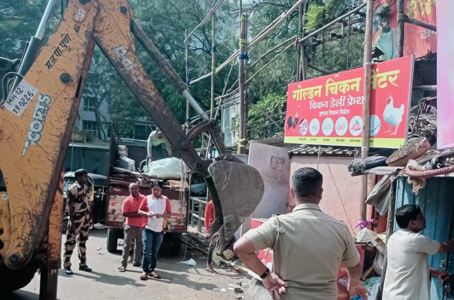 Pune: 50 Unauthorized Huts Demolished Near Dengle Bridge, Encroachment ...