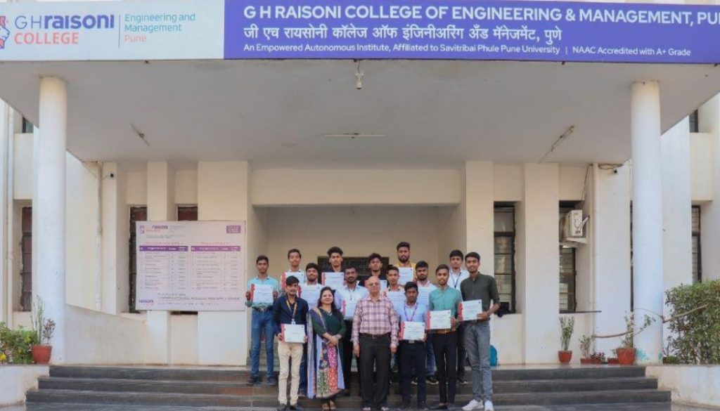 25 Students from GHRCEM Pune Awarded Fully Funded Cummins India ...