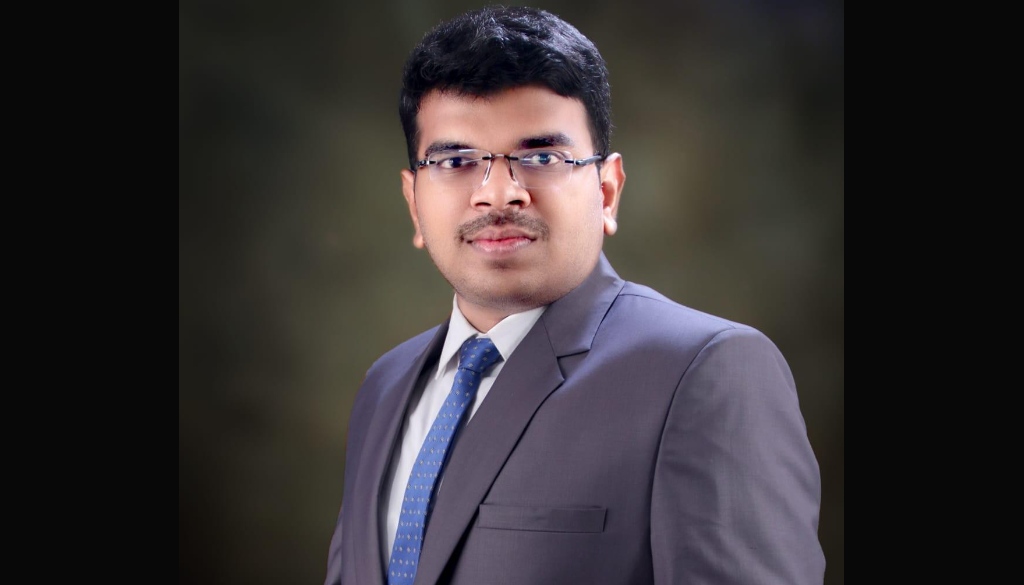 Pune Lawyer Clears MPSC Judicial Exam In First Attempt, Becomes Judge ...