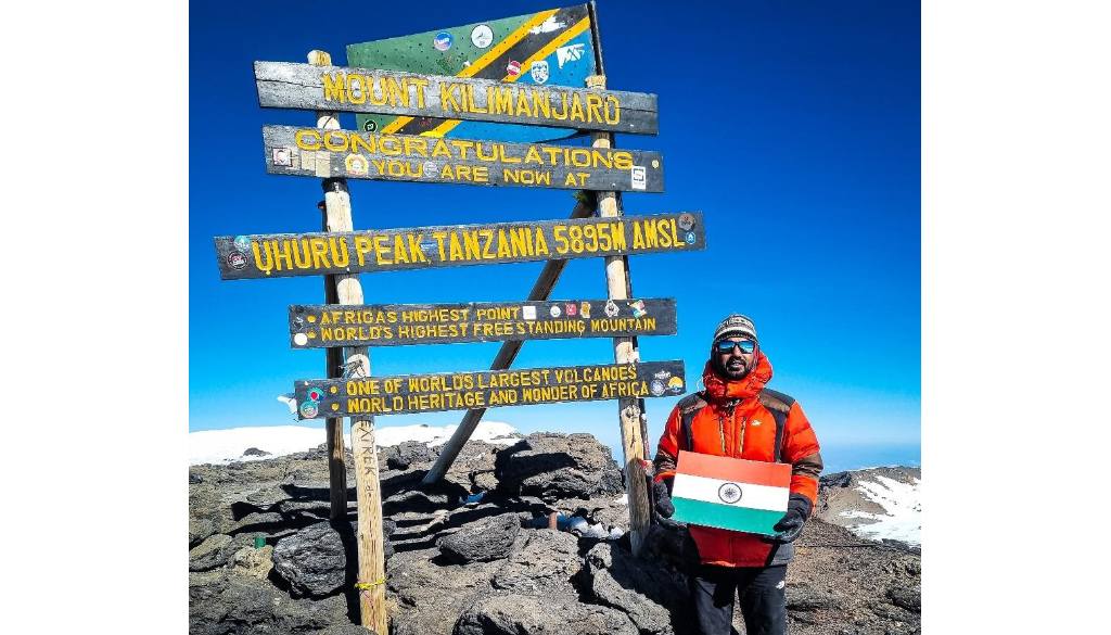 Junnar’s Nikhil Kokate Becomes First Tribal Mountaineer from Pune to ...