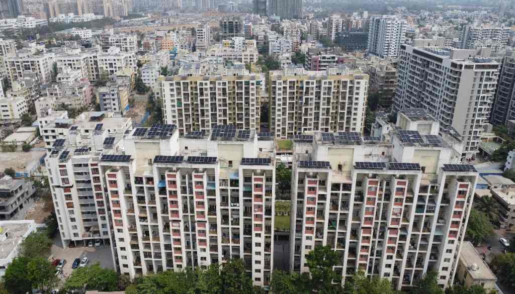 Pune: Horizons at Wakad Society Goes Green with 125 kWp Rooftop Solar ...