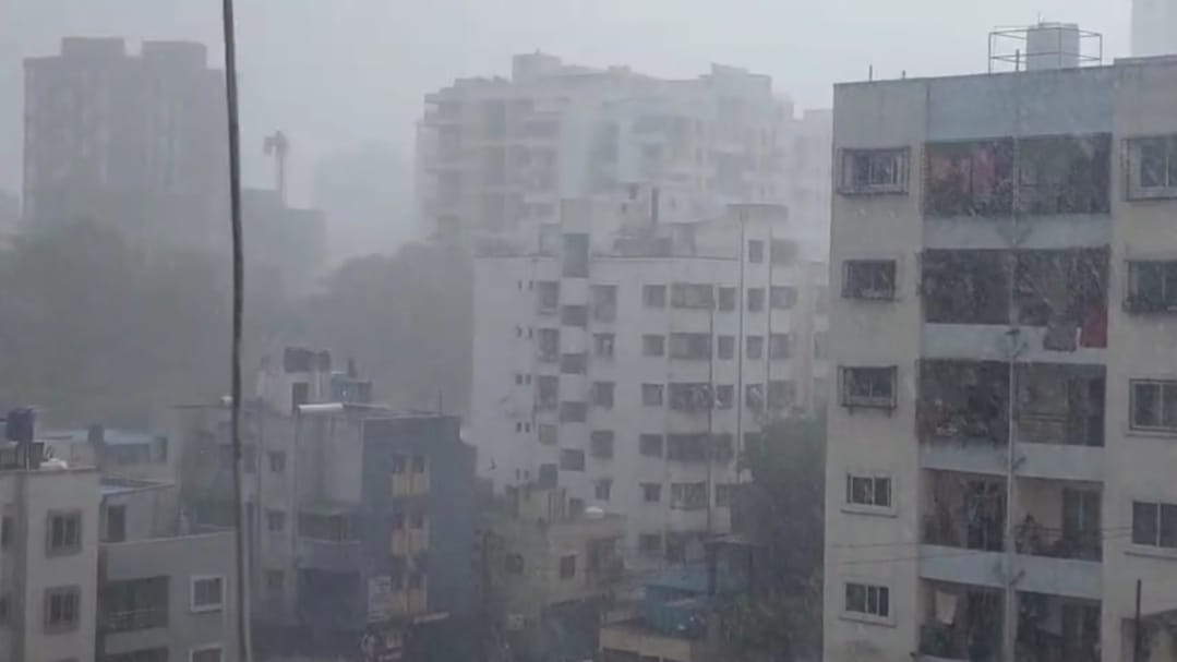 Pune Weather Alert: Light Rainfall, Thunderstorms, Gusty Winds Likely ...