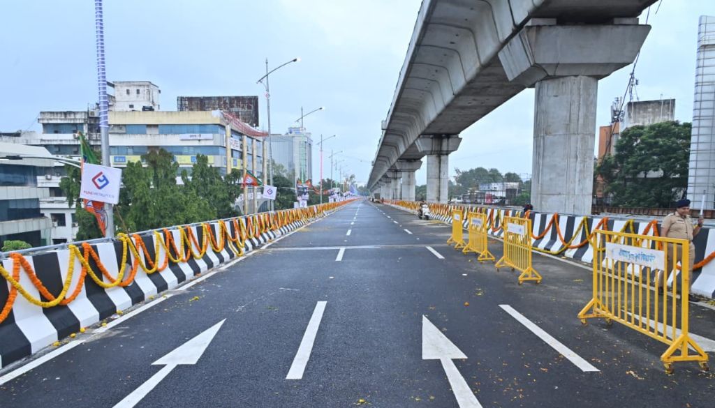 Work Accelerates on Pune University Double-Decker Flyover and Maan ...
