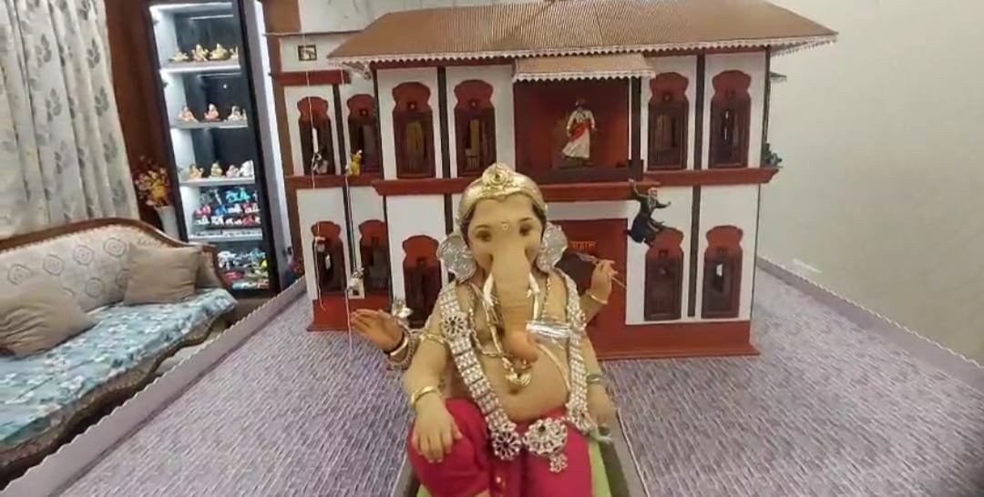 Pune Youth Brings History Alive with Miniature Lal Mahal for Ganesh ...