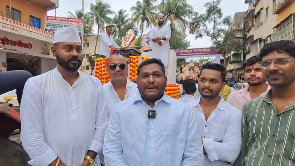 Pune: “M for Marathi” Slogan Resonates at Dhankawadi’s Grand Ganesh ...