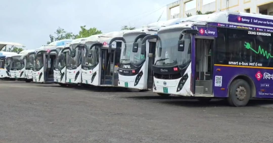 Pune: Around 80 PMPML Electric Bus Drivers Halt Work Demanding Higher Pay - Punekar News