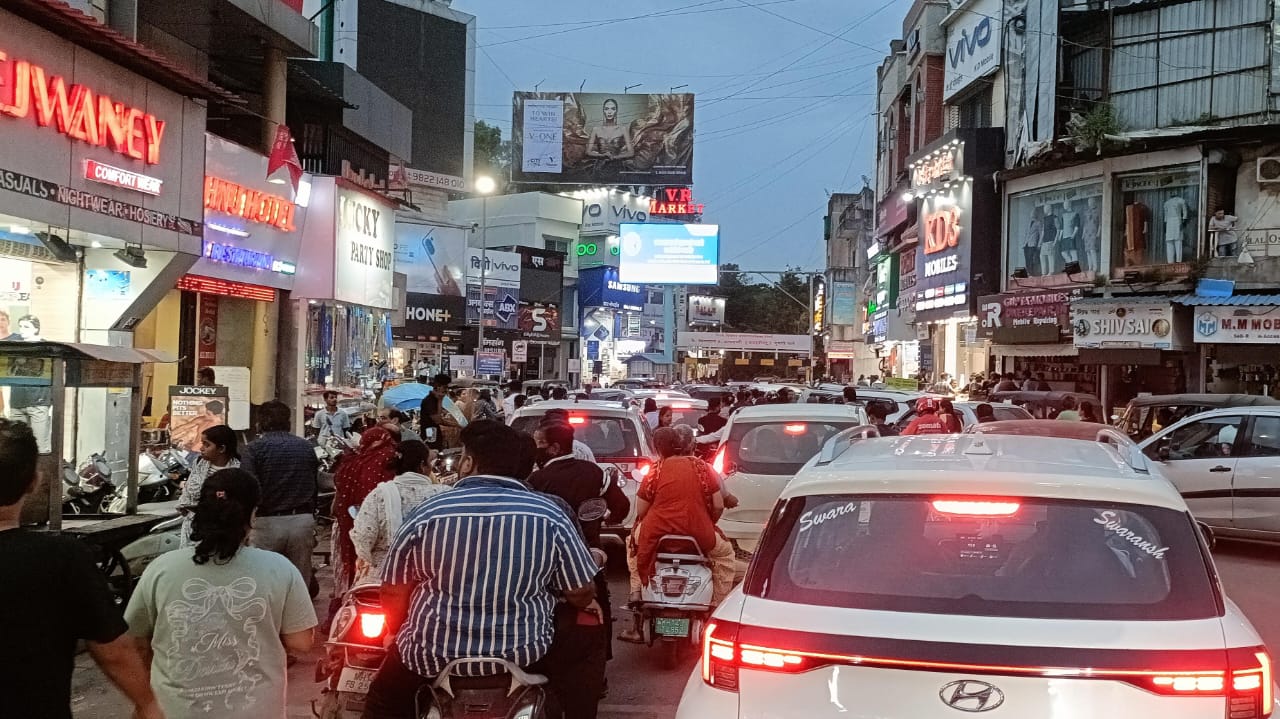 Pune: Timings for Heavy Vehicle Ban Extended by Two Hours in Pimpri ...