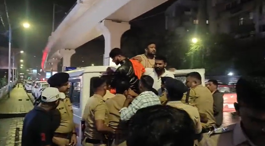 Pune: Pakistani Artist Rumour Sparks Protest Outside Ballr In Kalyani ...