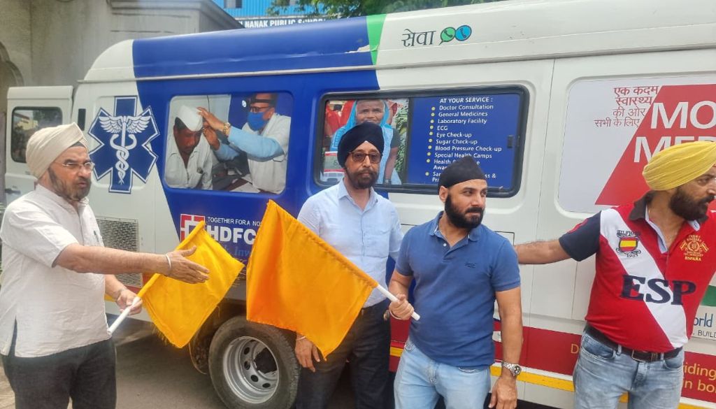 Pune Gurudwara Sends Mobile Clinic to Aid Punjab Flood Victims ...