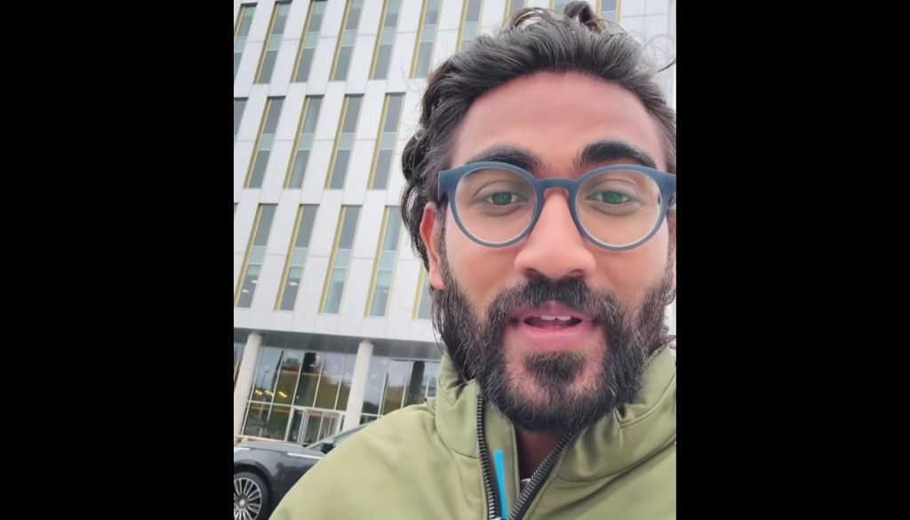 London Job Opportunity at Risk? Modern College Denies Former Student ...