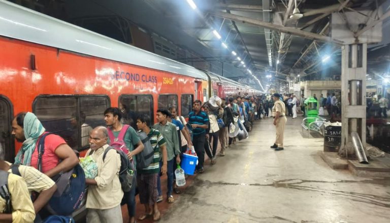 Pune Division to Operate 1,052 Festival Special Train Trips for 15.23 ...