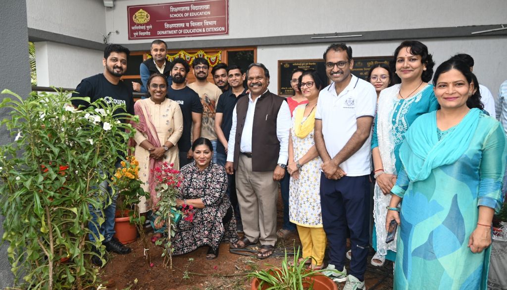 Tree Plantation Drive Held at Savitribai Phule Pune University in ...