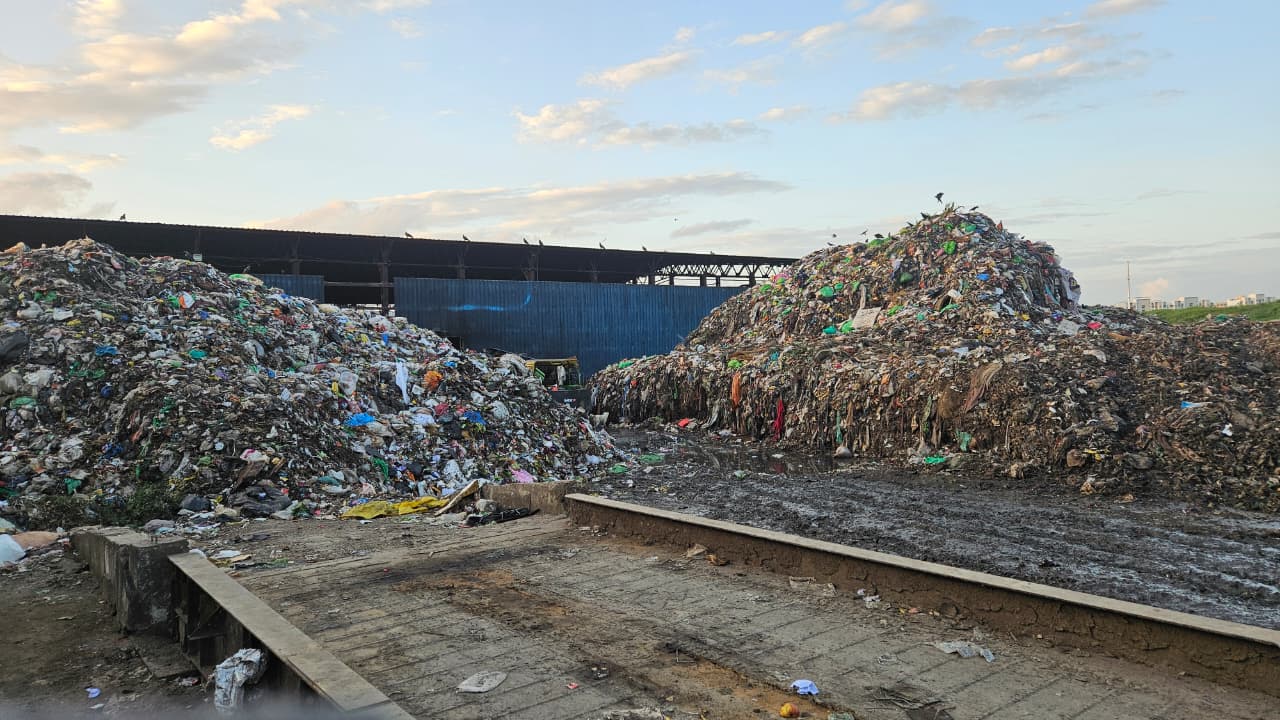 Pune: Residents Slam PMC, Cantonment Over Waste Mess at Hadapsar Depot ...