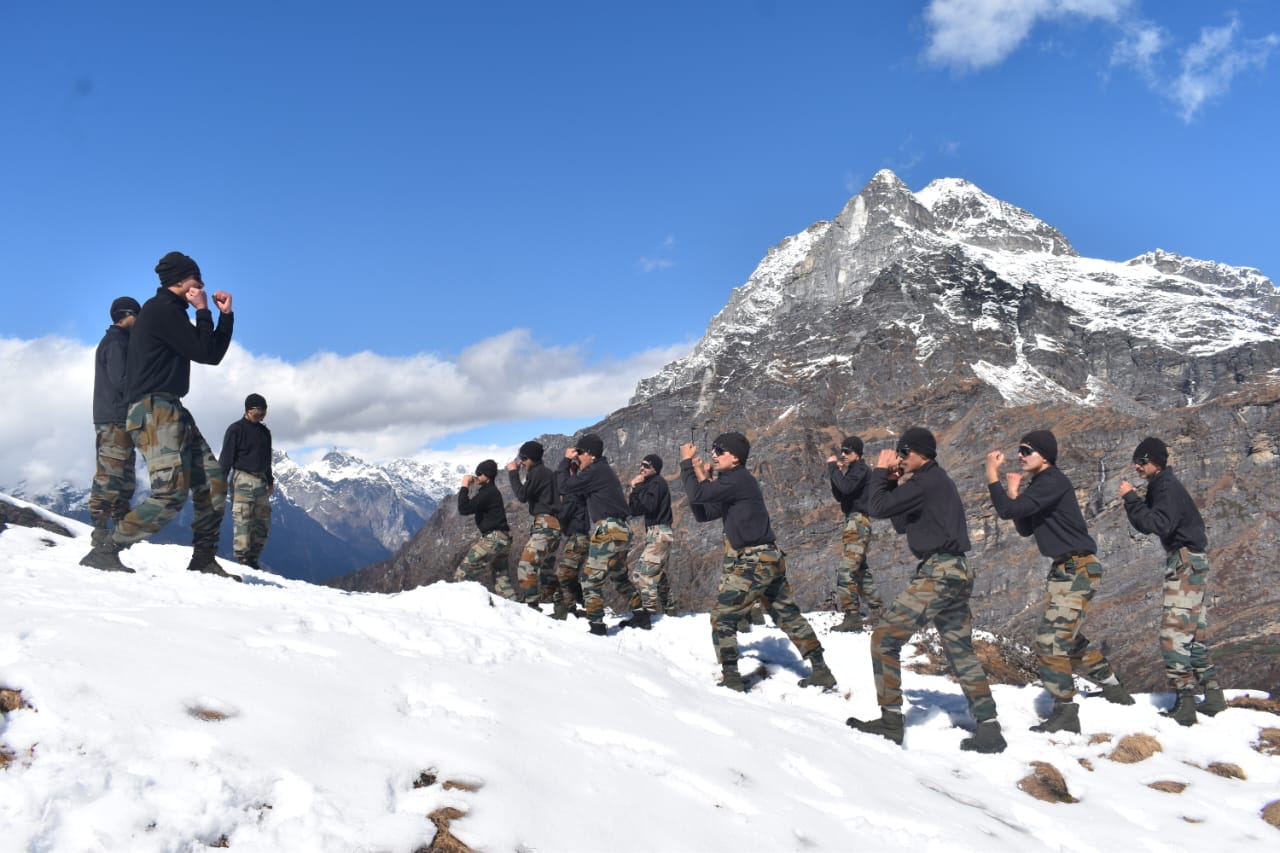 At 14,000 ft, Indian Army Soldiers Turn Into “Weapons” Through High ...