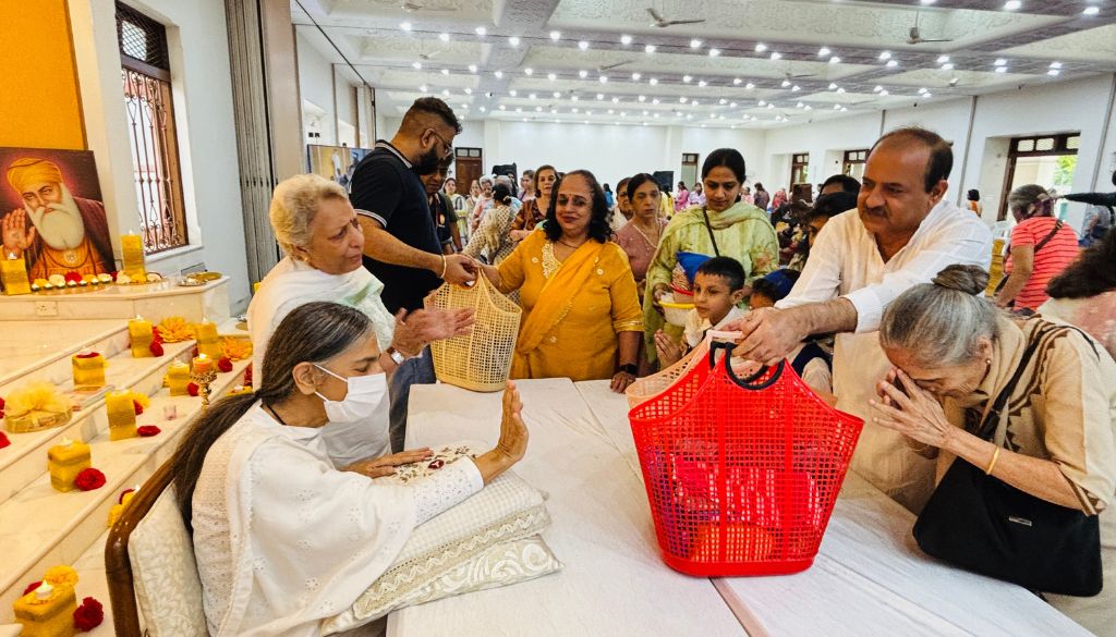Sadhu Vaswani Mission Observes Guru Nanak Jayanti with Modikhana Seva ...