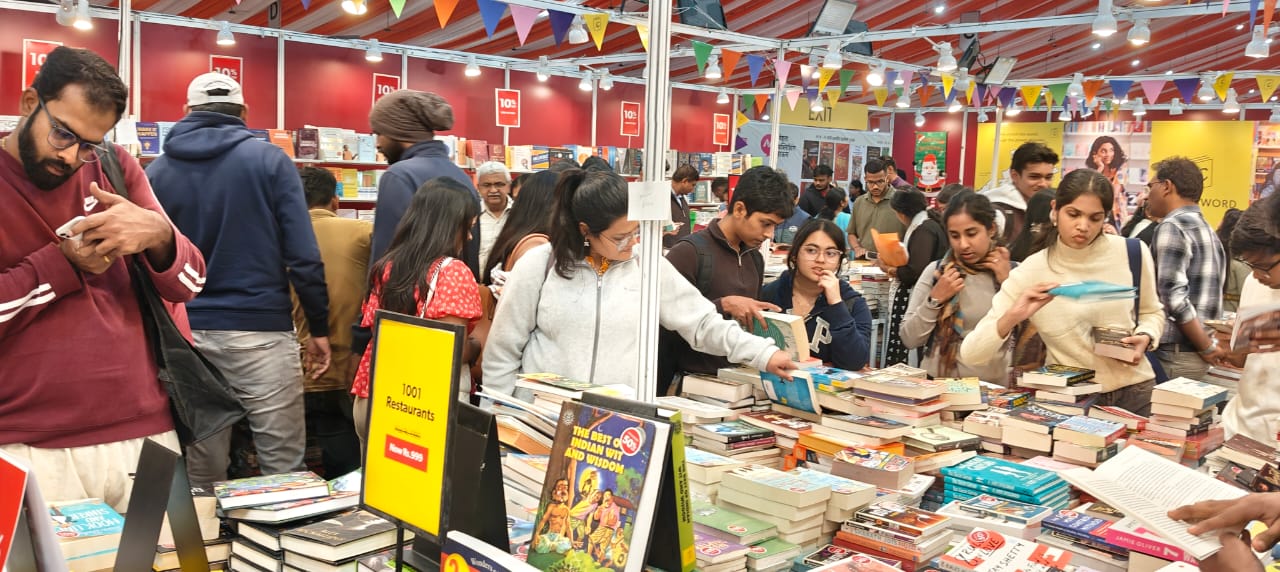 Pune Book Festival 2025 Inaugurated as Govt Pushes for Pune as Book ...