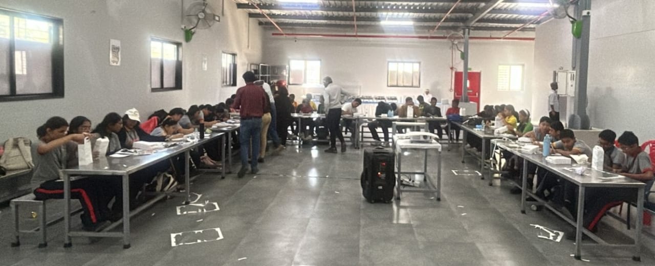 Hands-On Learning: Students Explore Offset Packaging Technology in Pune ...