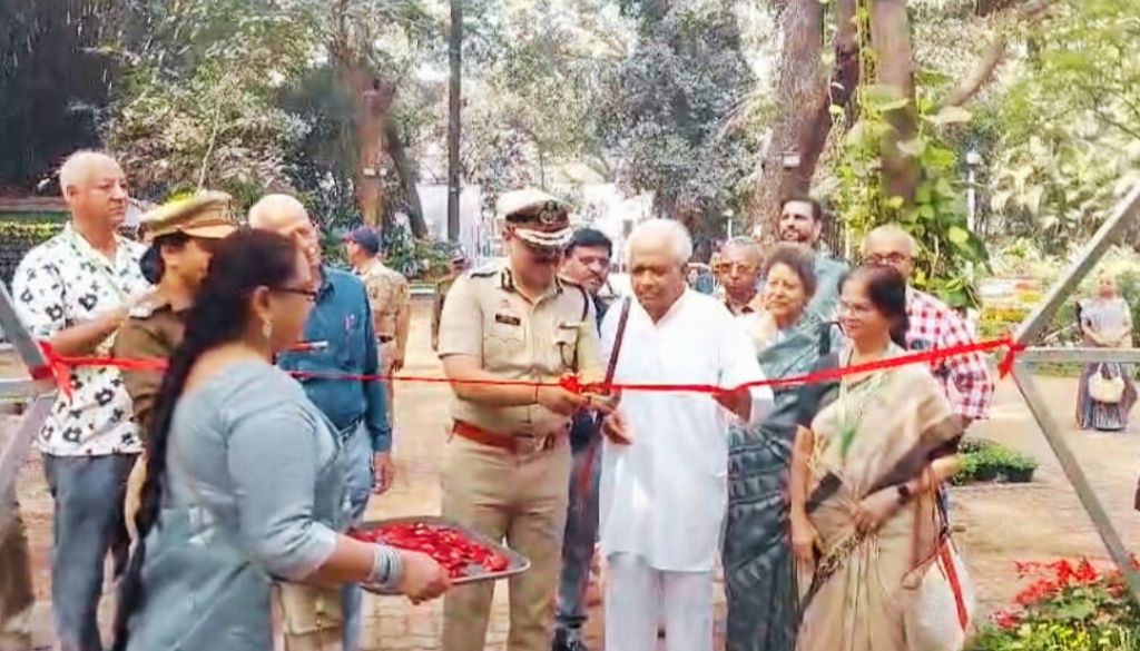 Pune: Empress Botanical Garden Flower Exhibition 2026 Inaugurated by ...