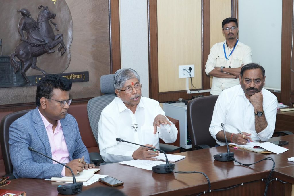 Pune: Chandrakant Patil Pulls Up Officials Over Delay in Balewadi ...