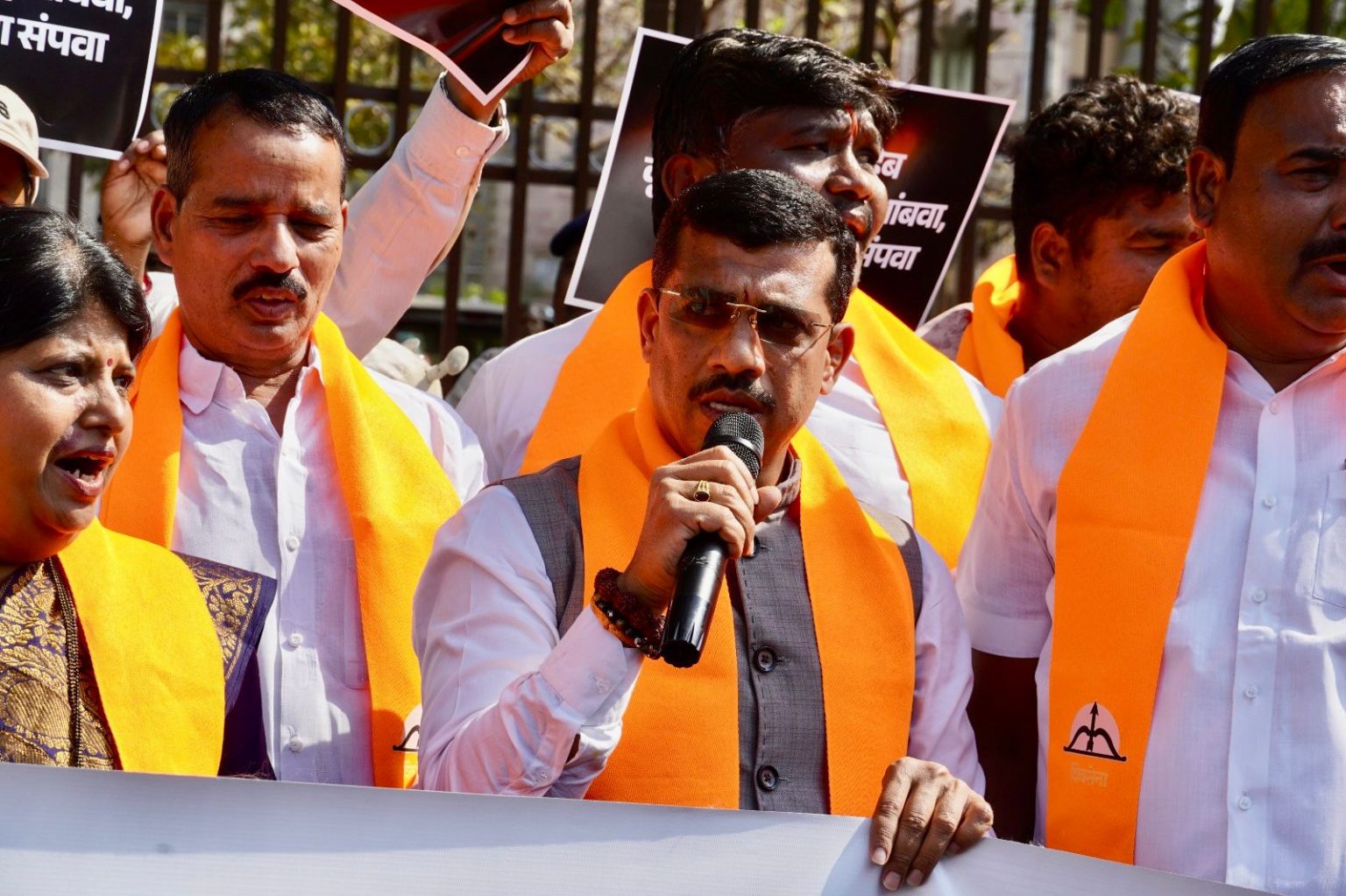 Pune Water Crisis: Shiv Sena Stages ‘Handa Morcha’ at PMC Over Hadapsar ...